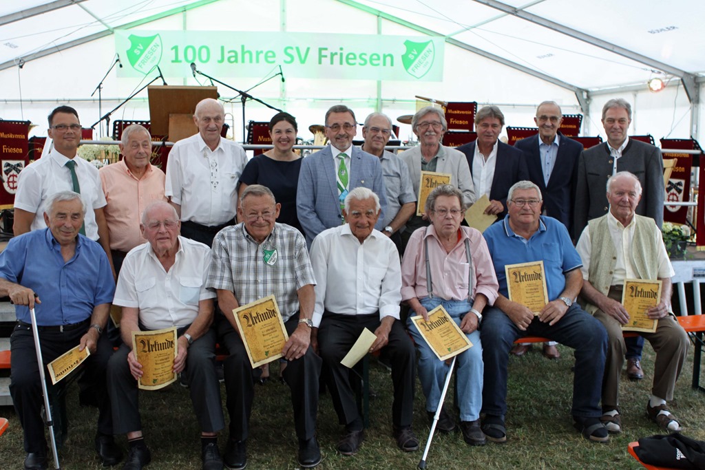 Gefürchtetes Fußballdorf feiert Jubiläum – michael-wunder.de